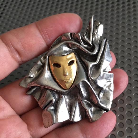 Vintage | Jewelry | Opera Mask Design Brooch | Poshmark